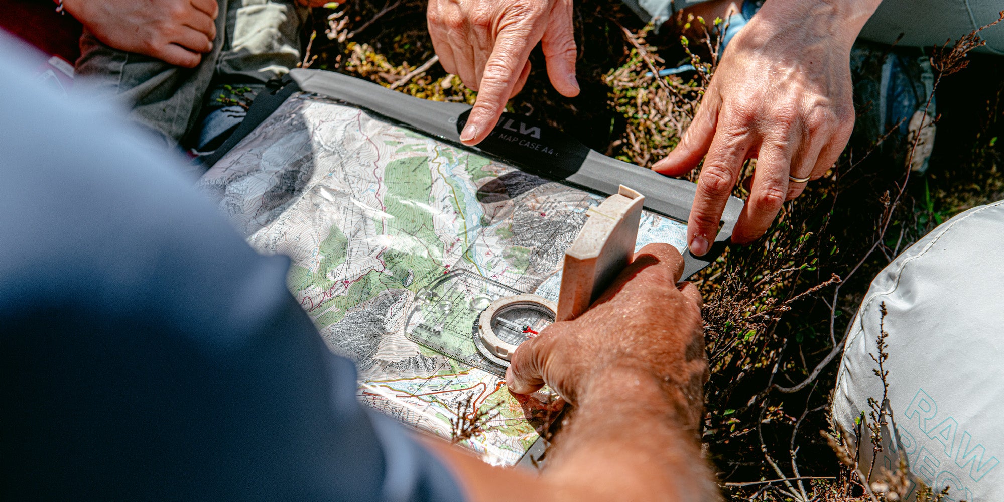 How compasses work - Overview of the key features - Silva.se